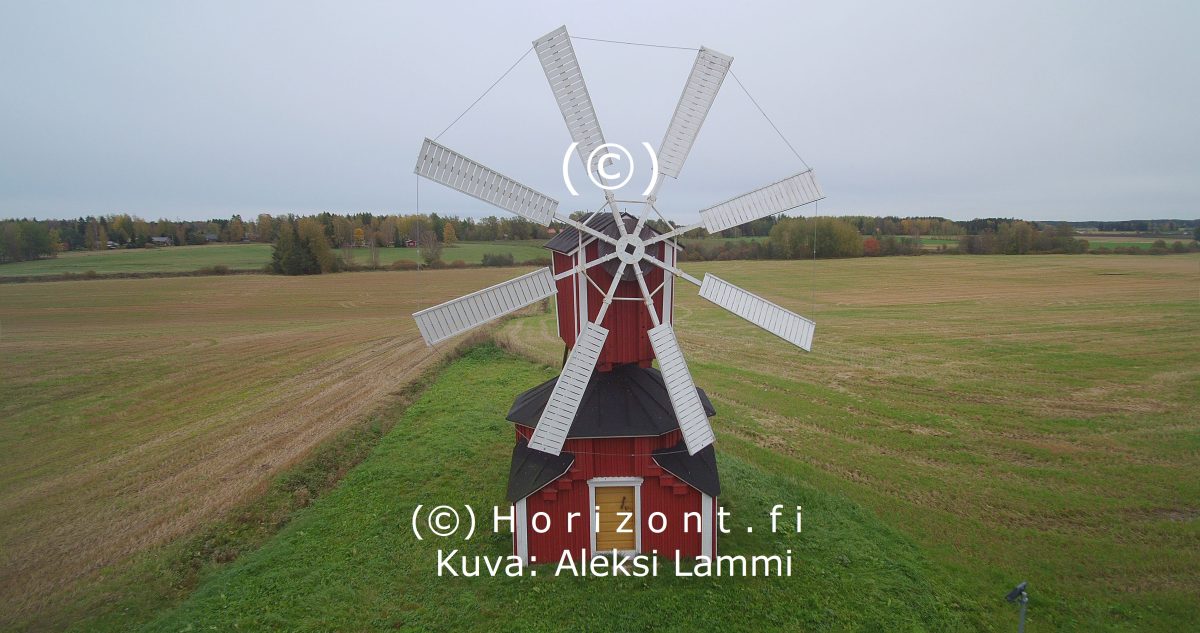 AITTOMÄEN TUULIMYLLY, kuva nro 1 – Jalasjärvi, 2023 - HORIZONT – Ilmakuvaus
